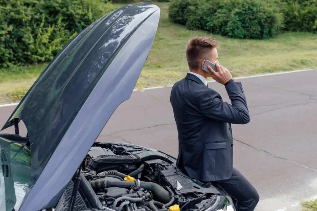 Avoid These Common Vehicle Breakdown Mistakes - Reds Recovery Services